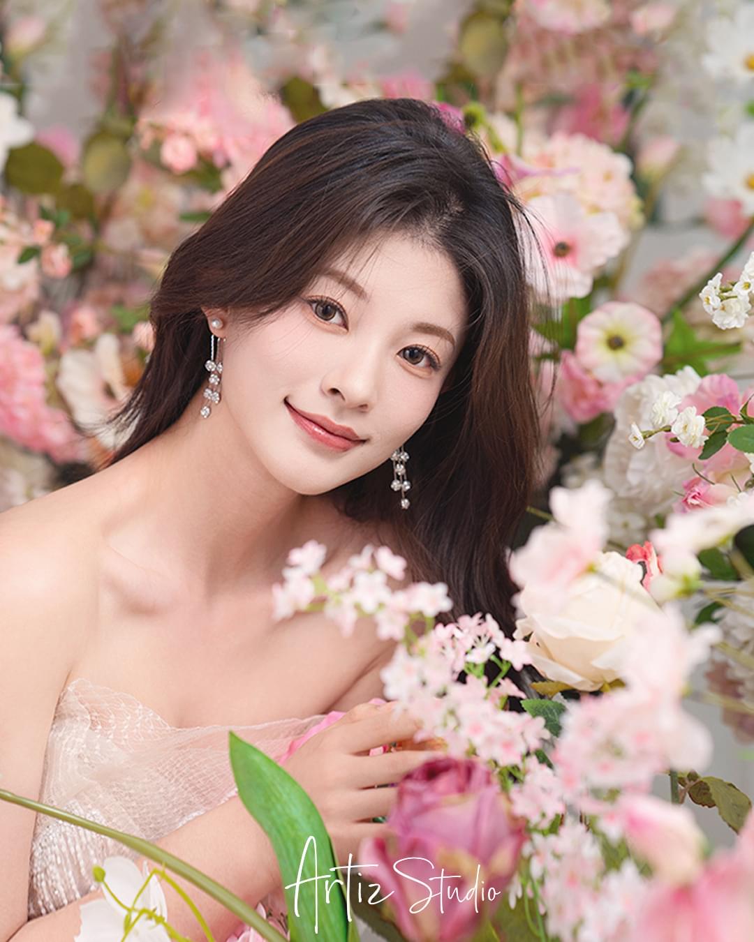 Hitcheed.com | PINK Collection