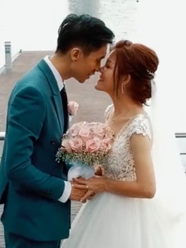 Hitcheed.com | Jun Xiong & Ting Zhen